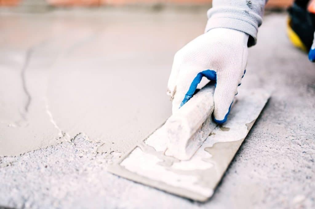 Poser une chape isolante : les étapes à suivre pour votre isolation